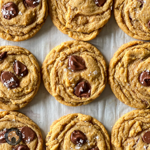 Extra Chewy Pumpkin Chocolate Chip Cookies - Cookiee Club
